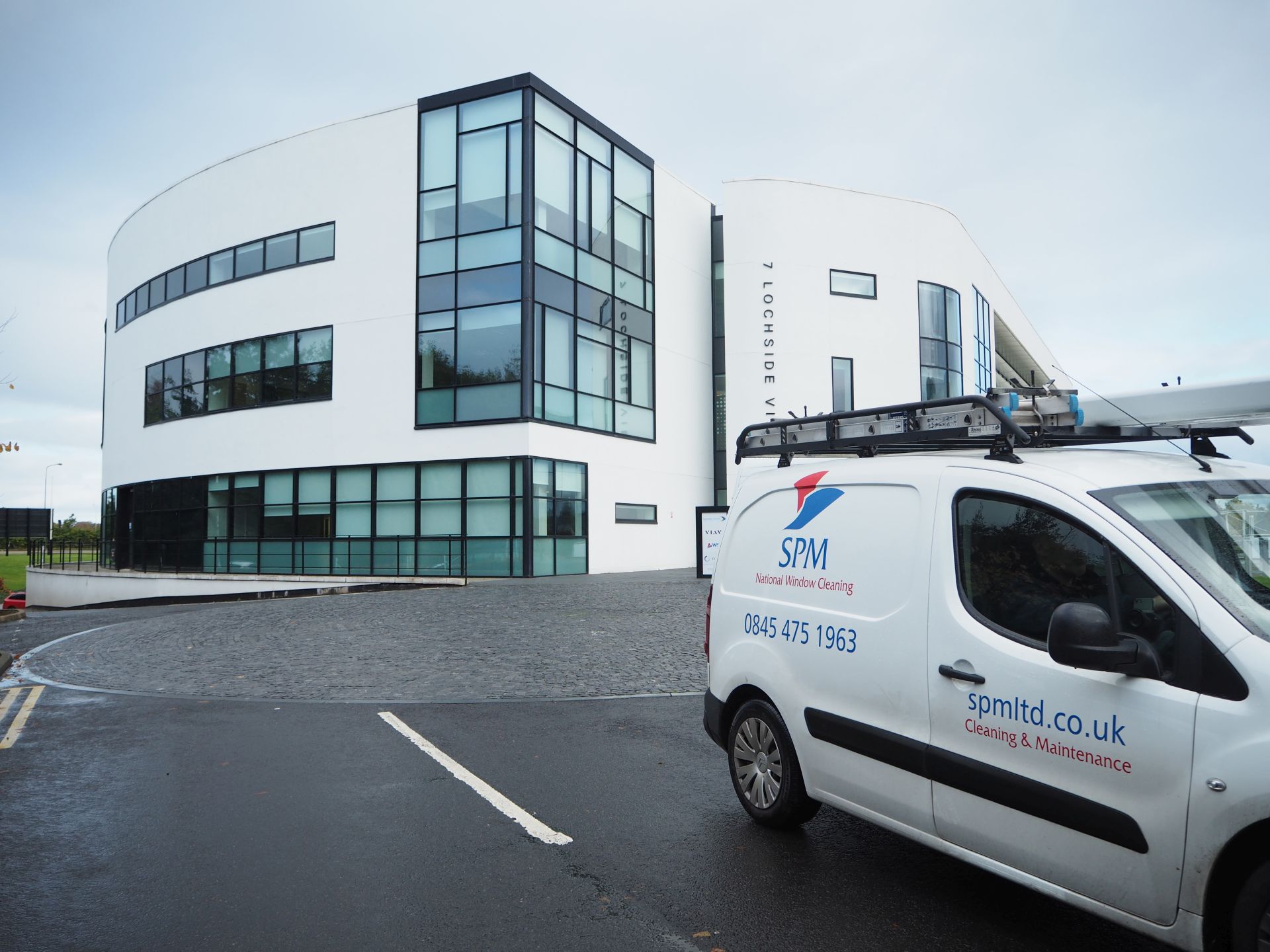 Cleaning Solutions for Your Business - SPM Window Cleaning